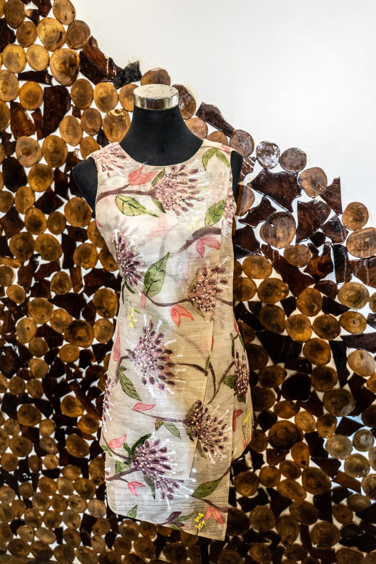 Pina Weaving, Making Clothes From Pineapples - Travel Tramp